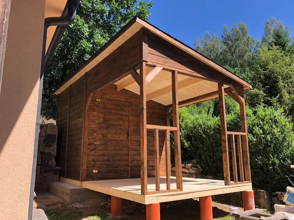 nejzahradnidomek.cz - Dřevěný domek KARAFIAT s terasou - Premium, barva natur, (2,7 × 3,95 m), RT_KARAFIAT2