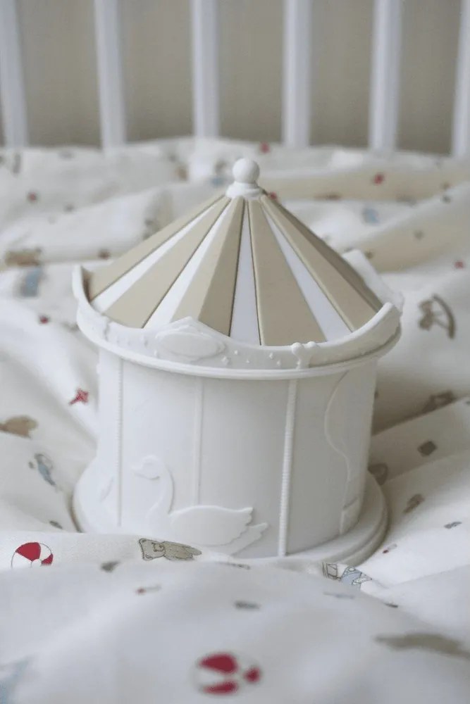 Slonovinové dětské noční světlo Carousel Off-White – Cam Cam Copenhagen