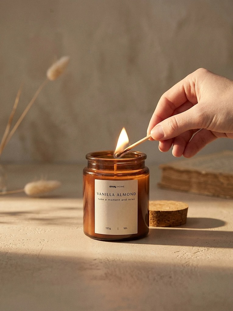 Sinsay - Svíčka Vanilla Almond - hnědá