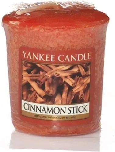 Vonná votivní svíčka Yankee Candle Cinnamon Stick 49g/15hod