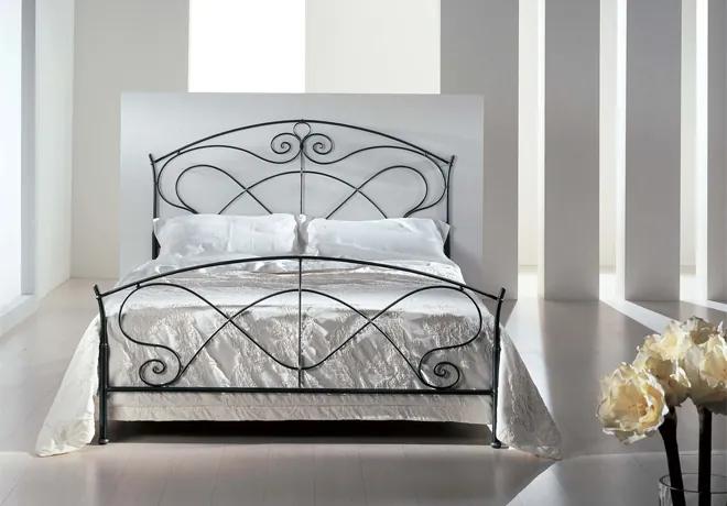 Nábytek ATIKA s.r.o. Kovová postel HERMÍNA Povrchová úprava: stříbrná RAL 9006, Rozměr: 100 x 200 cm