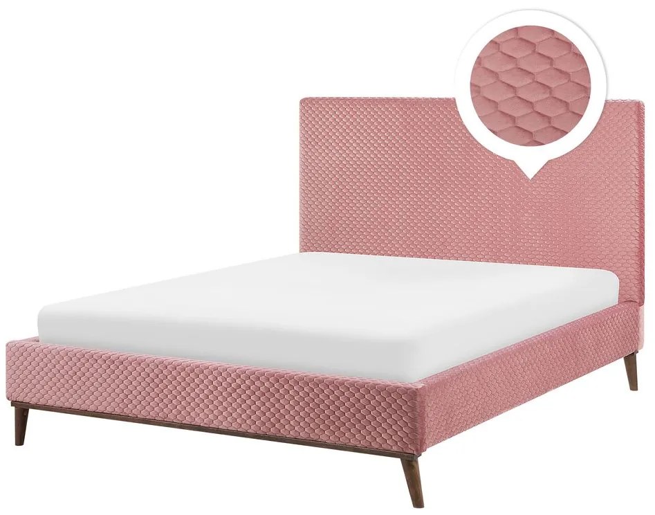 Čalouněná růžová postel 140 x 200 cm BAYONNE Beliani