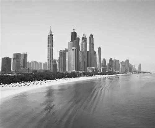 Luxusní vliesové fototapety Dubai - černobílé, rozměr 325,5 cm x 270 cm