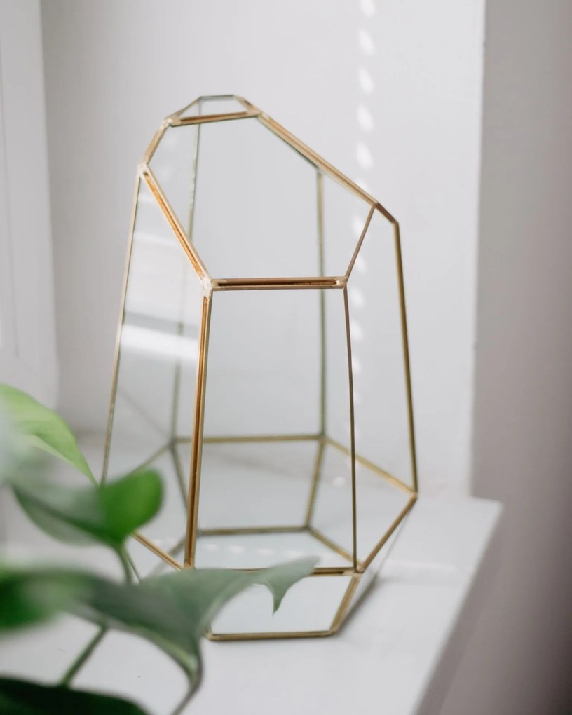 Hübsch Skleněný box Polyhedron Brass, zlatá barva, sklo, kov