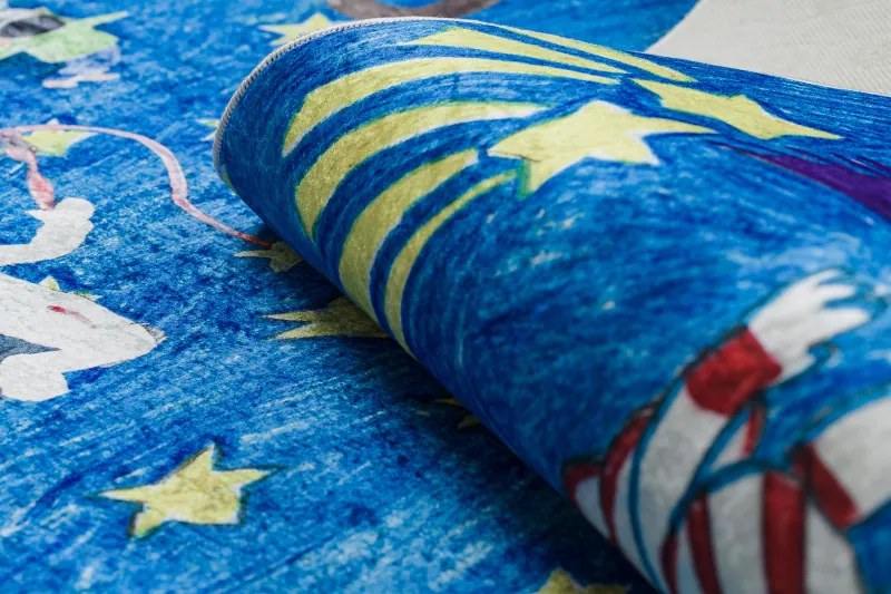 Dywany Łuszczów Dětský kusový koberec Bambino 2265 Rocket Space blue - 140x190 cm