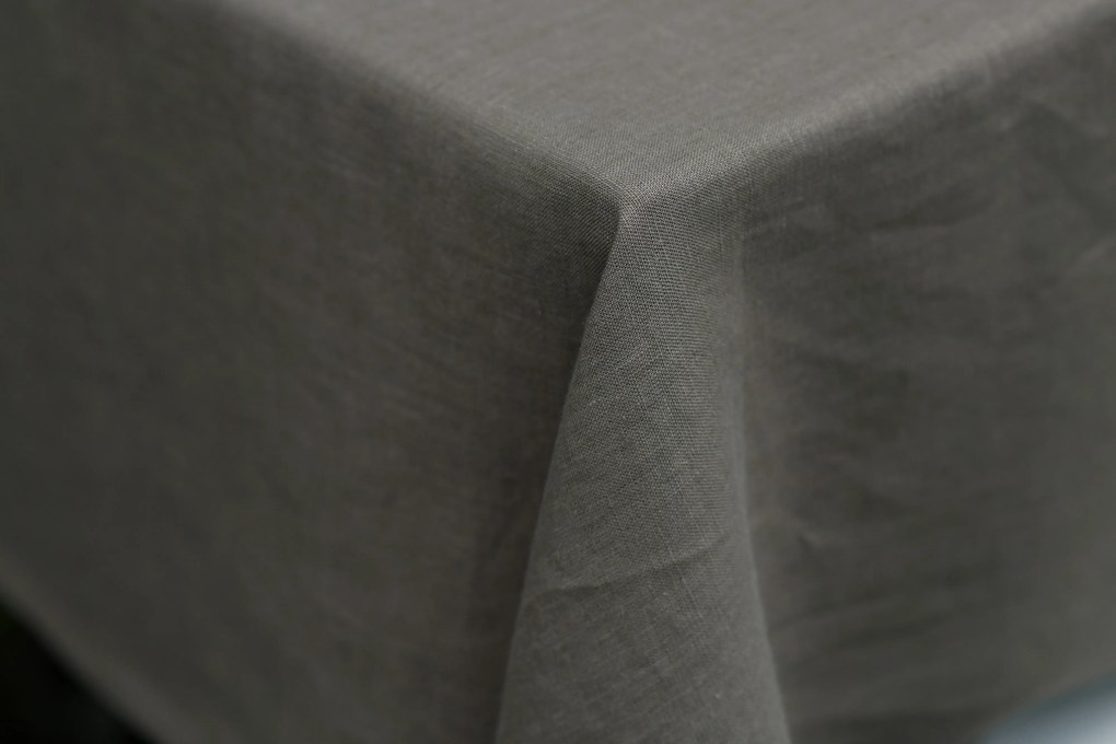 Nelly Khaki lněné ubrusy a běhouny Rozměr: 140x180 cm