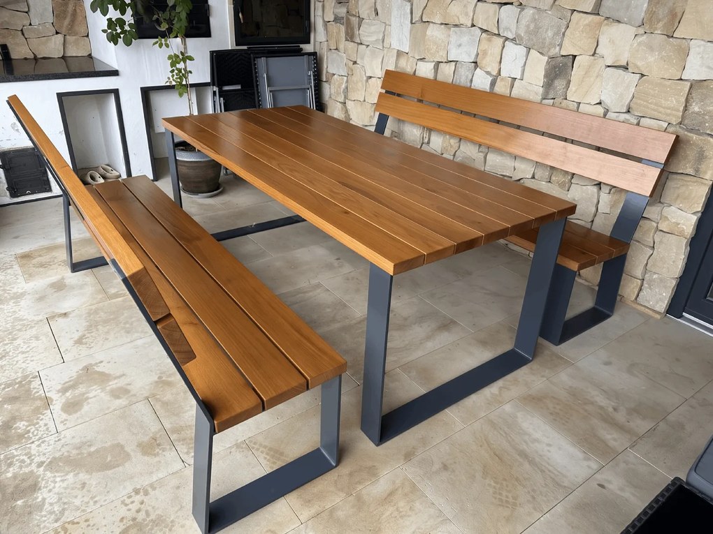 KULHÁNEK Zahradní sestava s nohami z ploché oceli - stůl, 2x lavice s opěradlem Délka: 190 cm, Odstín nátěru: lazura - palisandr, Odstín podnože: černá s jemnou strukturou - JS RAL 9005