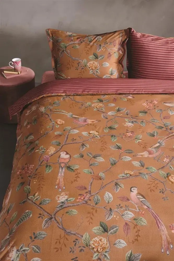 Pip Studio perkálové povlečení Good Nightingale okrové 200x200+2x 70x90 cm (Luxusní povlečení z bavlněného perkálu se slavíky v teplé okrové barvě s)