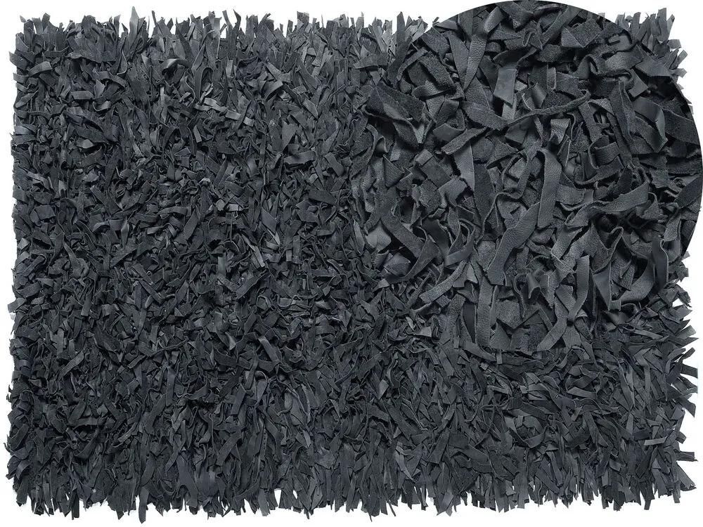 Koberec Shaggy černý 160x230 cm MUT Beliani