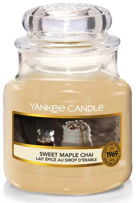 Yankee Candle - vonná svíčka Sweet Maple Chai 104g