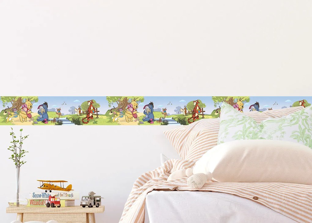 Dětská samolepící bordura na zeď Disney Medvídek Pú a přátelé | 5 m x 9.7 cm | DWBD8080