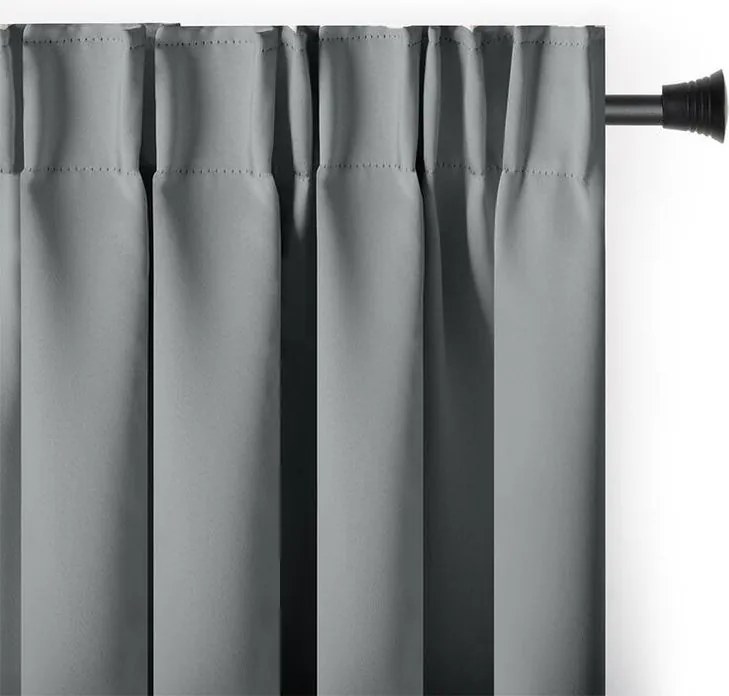 Zatemňovací závěs blackout RESTILO stříbrný 140 x 245 cm
