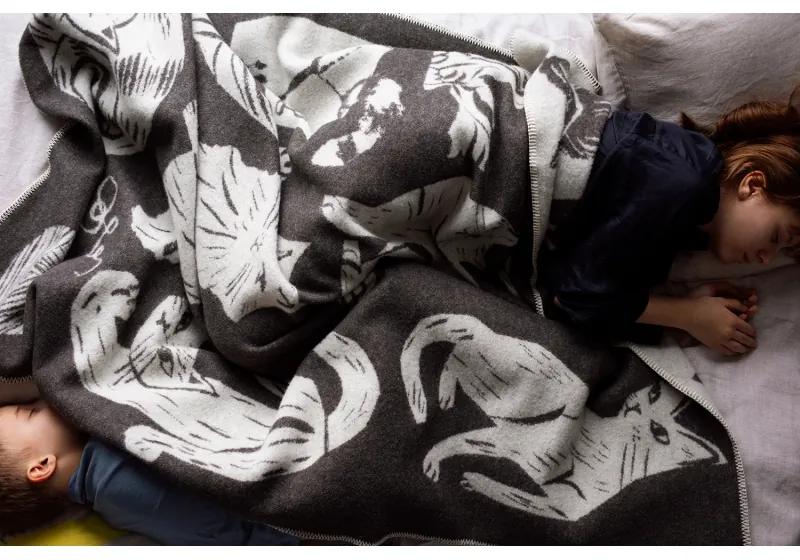 Vlněná deka Kissanpäivät 130x180, tmavě šedo-bílá