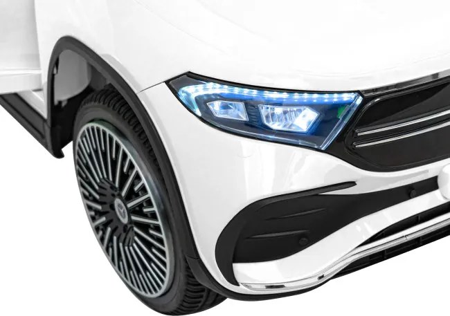 Elektrické autíčko Mercedes Benz EQA 250 bílé