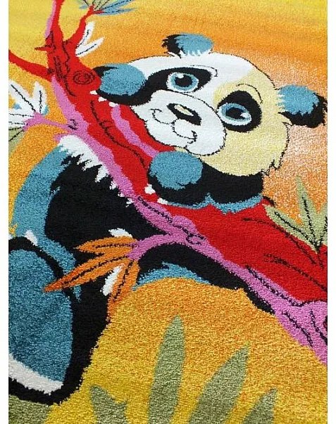 Dětský kusový koberec PANDA na stromě 133x190