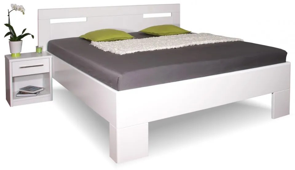 Dřevěná postel - dvoulůžko VAREZZA 5, masiv buk - moření bílá , 180x200 cm