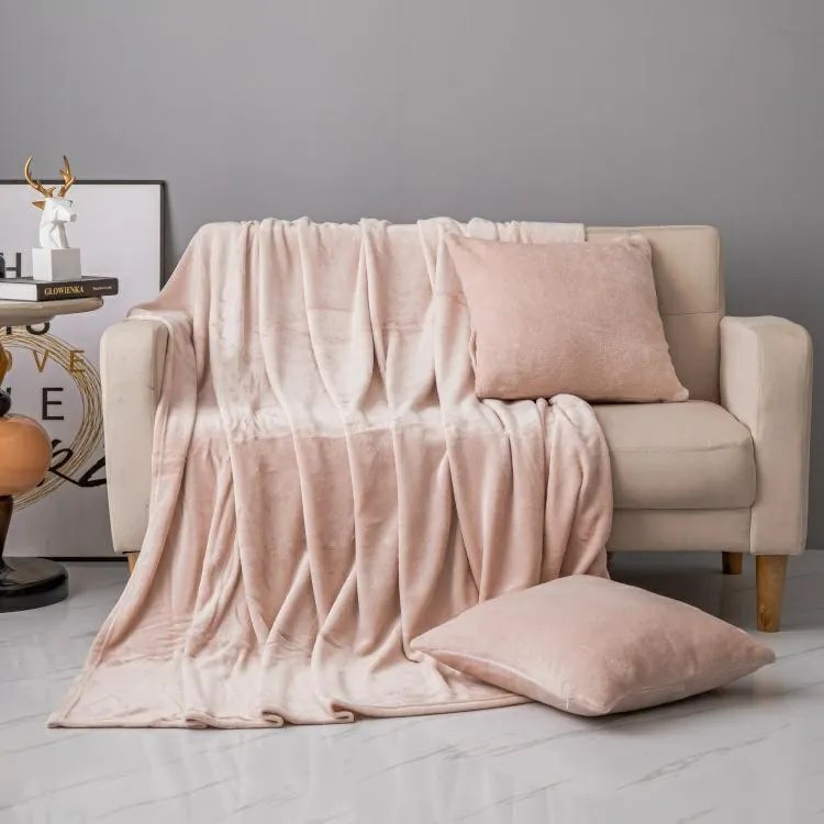 Spod Igły i Nitki Přehoz na postel z mikrovlákna 130x170 Solo powder pink
