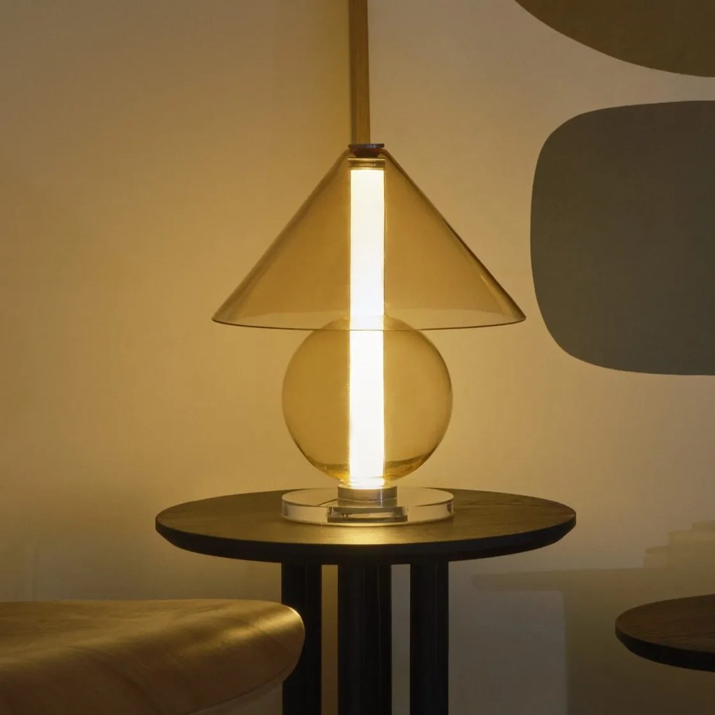 Marset Fragile, designová stolní lampa LED 3,6W 2200K z ambrového skla se stmívačem, výška 35cm