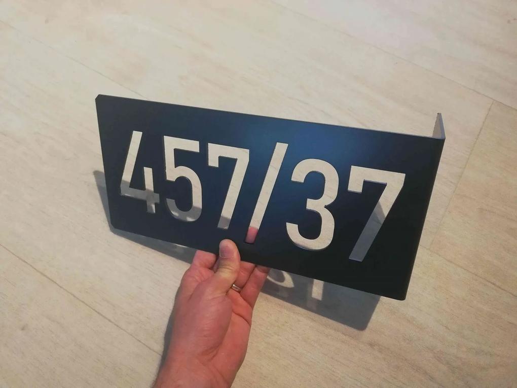 Domovní číslo tabulka lakovaná 7 Velikost: 10 x 24 x 7(ohyb) cm  (M), Odstín: RAL 7016 - Antracit, Ohyb: Na levé straně od čísla