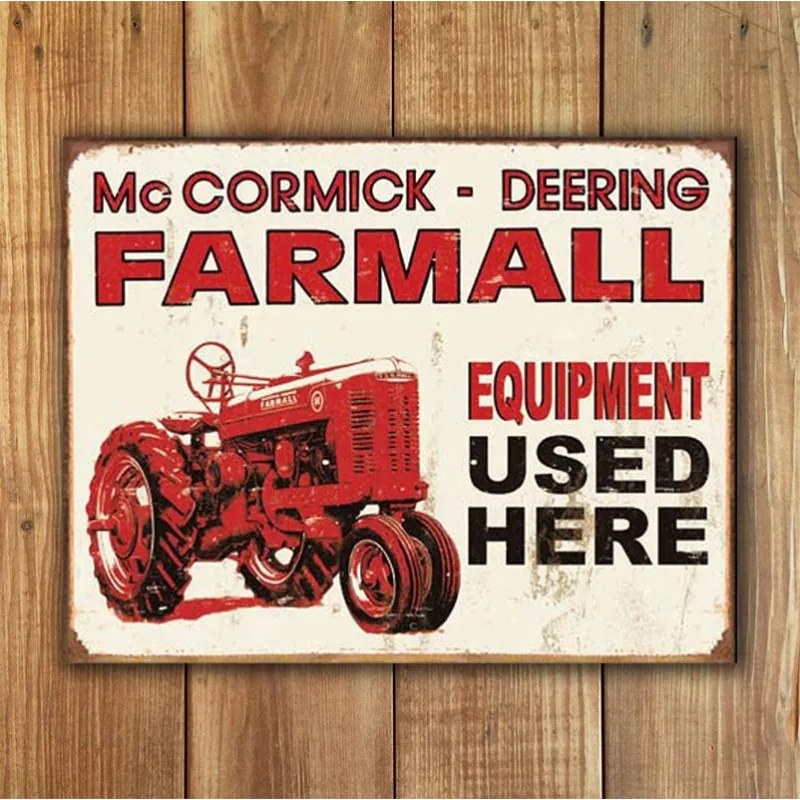Plechová cedule Farmall - Equip Used Here 40 cm x 32 cm