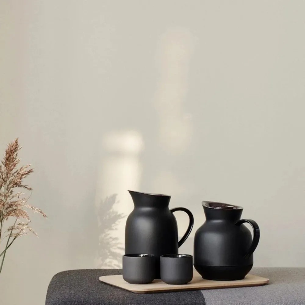 Černá plastová termokonvice 1 l Amphora – Stelton