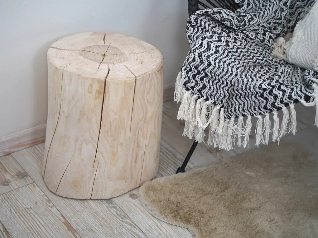 Dřevěný Přírodní Špalek Jasan 30-40 x 40 cm