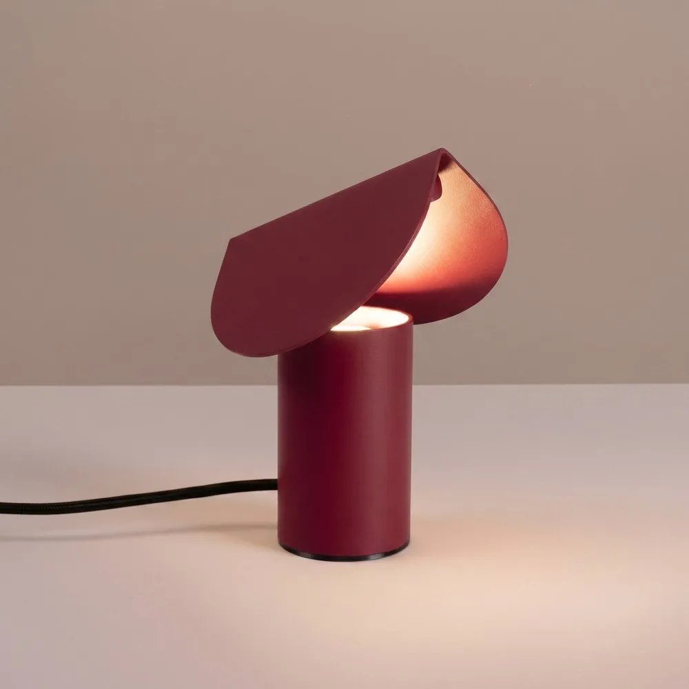 Vínová hliníková LED stolní lampa (výška 15 cm) BISCUIT – Thoro