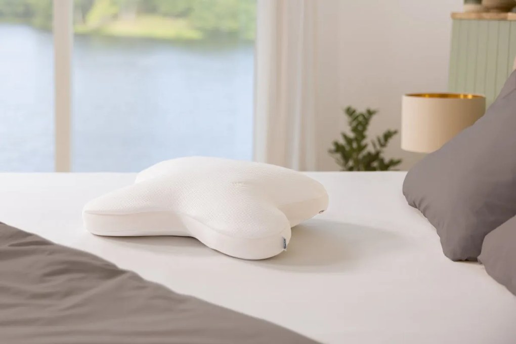 Ergonomický polštář poskytující jedinečnou oporu při spánku na břiše TEMPUR® Ombracio 2.0, 60x50 cm + povlak na polštář zdarma