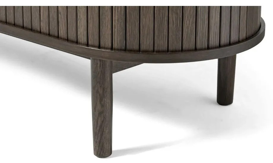 Hnědá komoda v dekoru dubu s posuvnými dveřmi 140x76x45 cm Meta – Unique Furniture