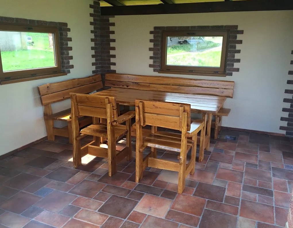 KULHÁNEK Zahradní dubová sestava - stůl, 2x křeslo, 1x rohová lavice (rustikální provedení) Odstín nátěru: olej - ořech