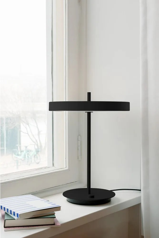 Černá kovová LED stmívatelná stolní lampa s kovovým stínidlem (výška 41,5 cm) Asteria Table – UMAGE