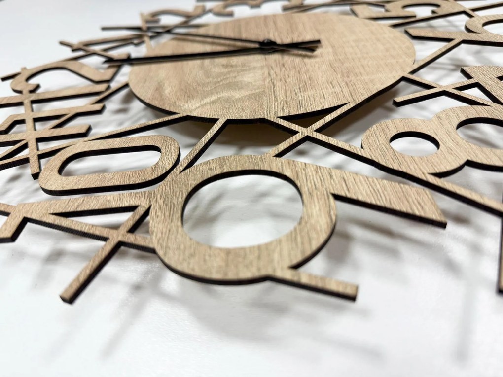 dřevo života Nástěnné hodiny NUMERO Zvolte barvu dekoru: Buk, Zvolte velikost hodin (cm): 35x35, Barva ručiček: Černé