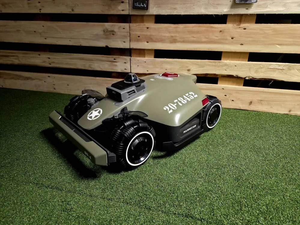 AZtechnika+MKA Robotická sekačka Mammotion LUBA 3 AWD 3000 Exlusive De...