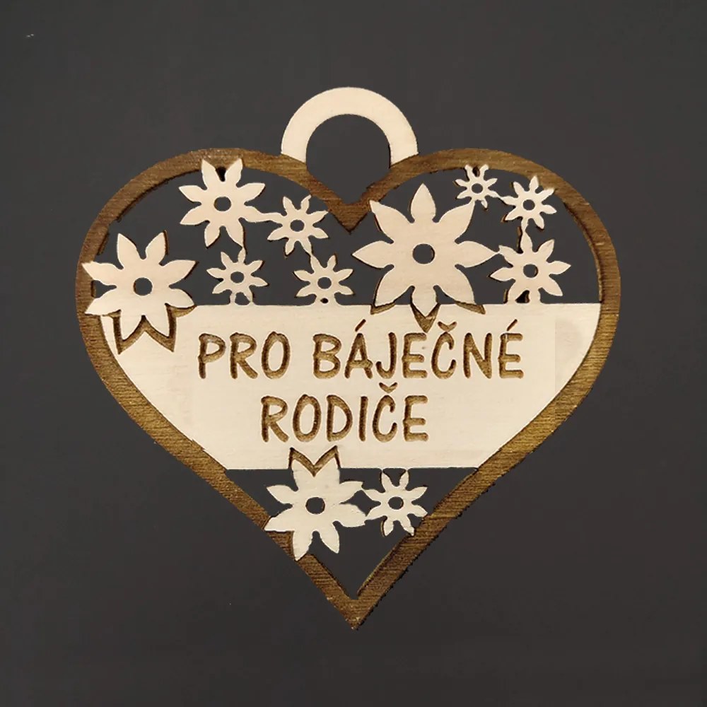 AMADEA Dřevěné srdce s textem "pro báječné rodiče", 7 cm, český výrobek