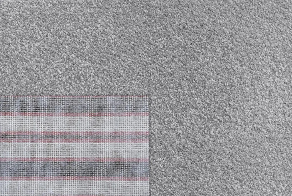 Associated Weavers koberce Metrážový koberec SUSPENSE 95 BARVA: Šedá, ŠÍŘKA: 4 m, DRUH: střižený