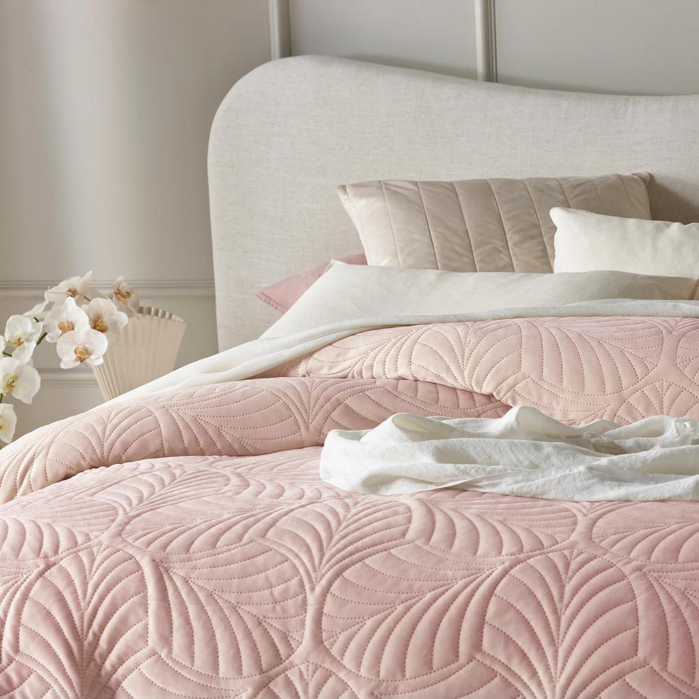 Room99 Přehoz na postel Feel Listy Jednobarevný Prošívaný Barva: Světle růžová, Velikost: 200 x 220 cm