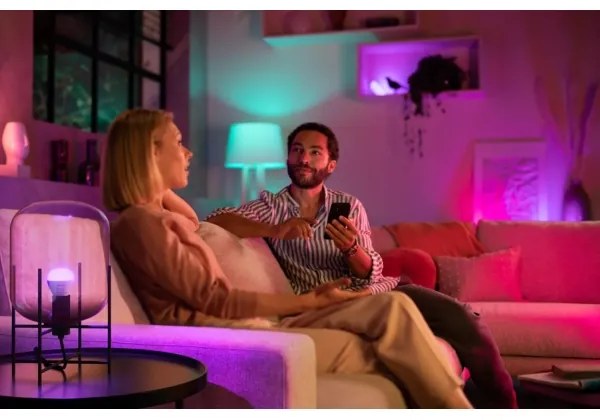 LED RGBW Stmívatelná žárovka Philips Hue WACA P45 E14/5,1W/230V 2000-6500K
