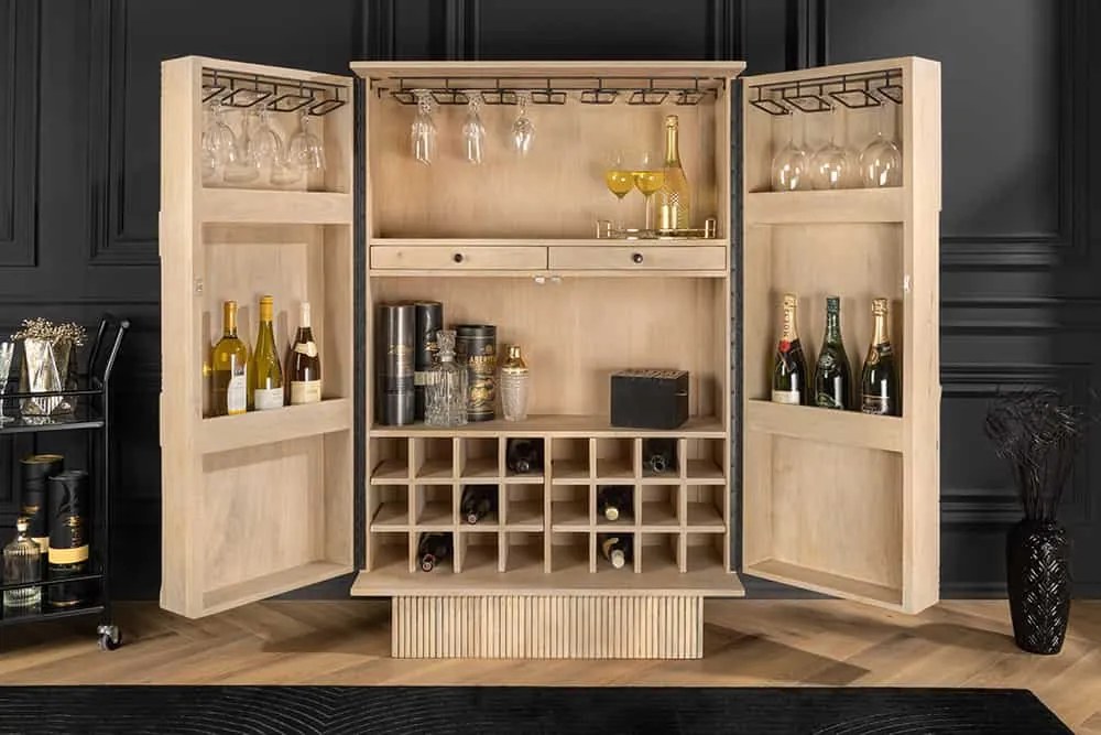 Designová barová skříňka Movement 141 cm mango