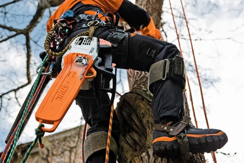 Motorová pila STIHL MS 201 TC-M