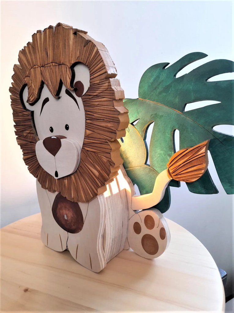 Makuto Art Dětská lampa LEV ze dřeva
