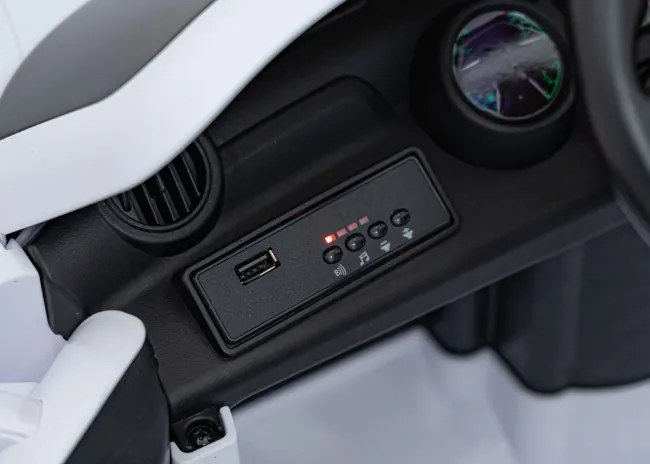 Elektrické autíčko RUF CTR3 bílé
