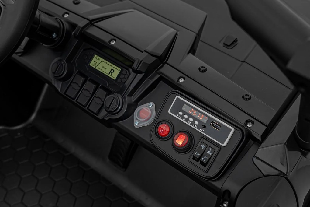 Ramiz Terénní vozidlo HONDA Talon 4x4 černé