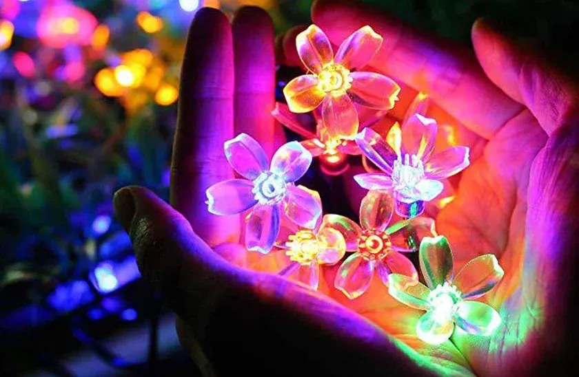 Dekorativní venkovní solární řetěz s 40 LED – Lights Flowers - Vícebarevný