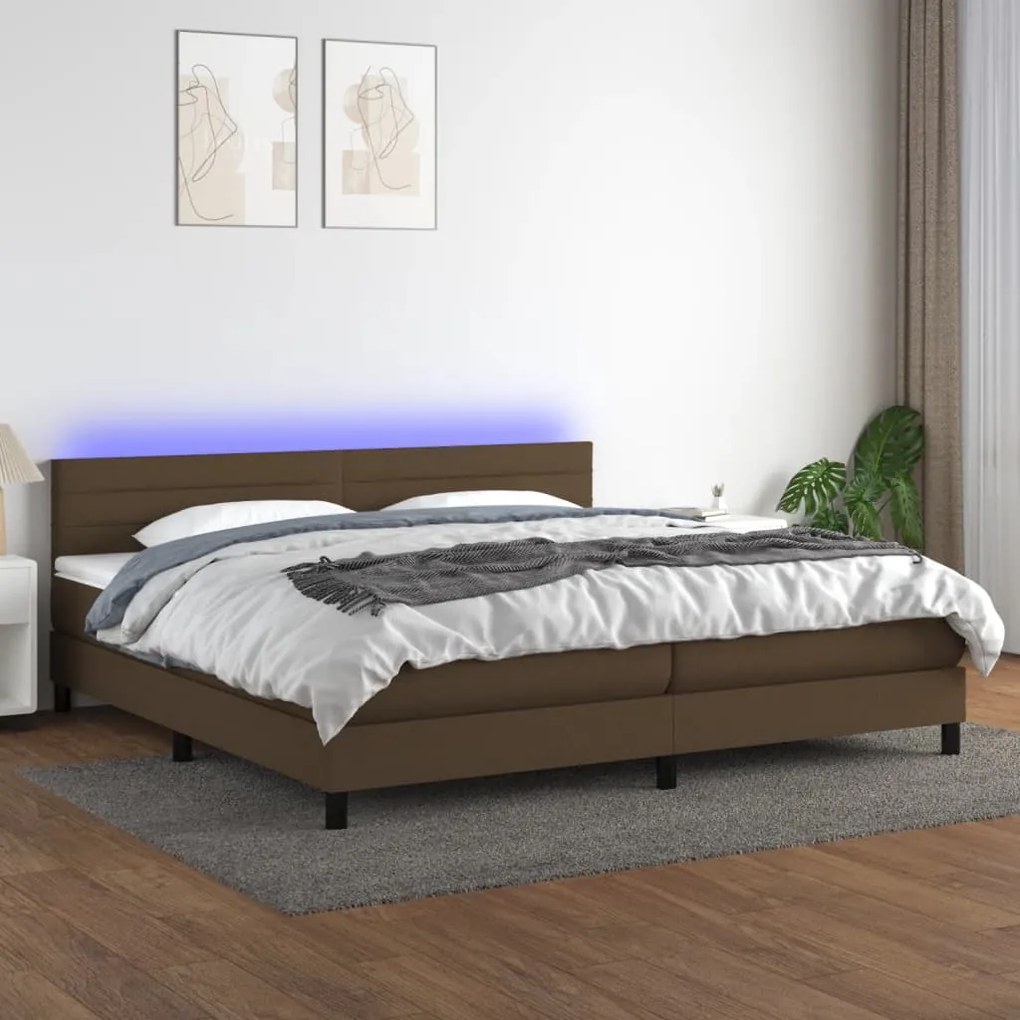 Box spring postel s matrací a LED tmavě hnědá 200x200 cm textil 3133264
