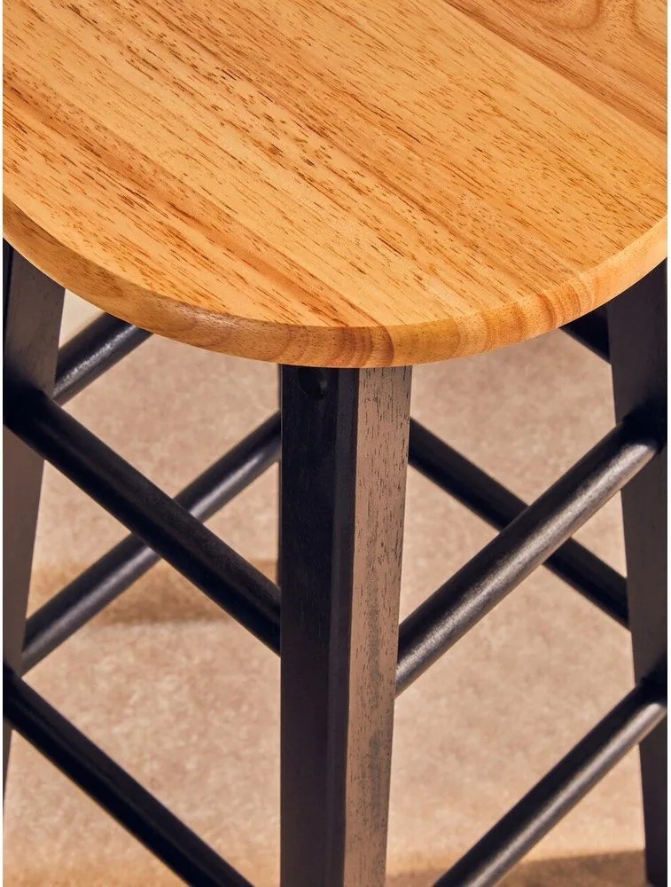 Černá/v přírodní barvě barová stolička z kaučukového dřeva (výška sedáku 74 cm) Chester – Premier Housewares