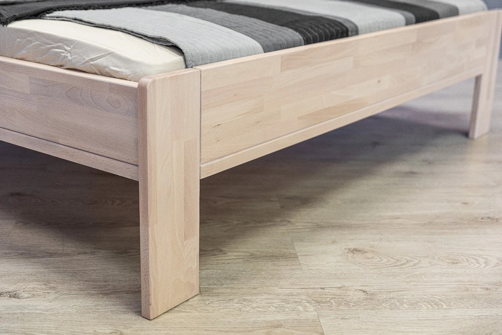 Masivní postel ANGELIKA - Solwo Design Dřevo a odstín oleje: DUB Cink - Olejování přírodní, Rozměr spací plochy: 200x200