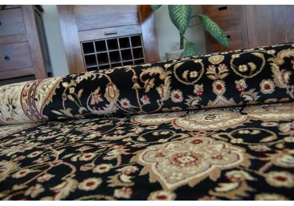 Kusový koberec Agas černý 150x230cm