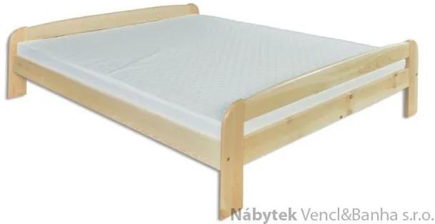 dřevěná dvojlůžková postel z masivního dřeva LK108