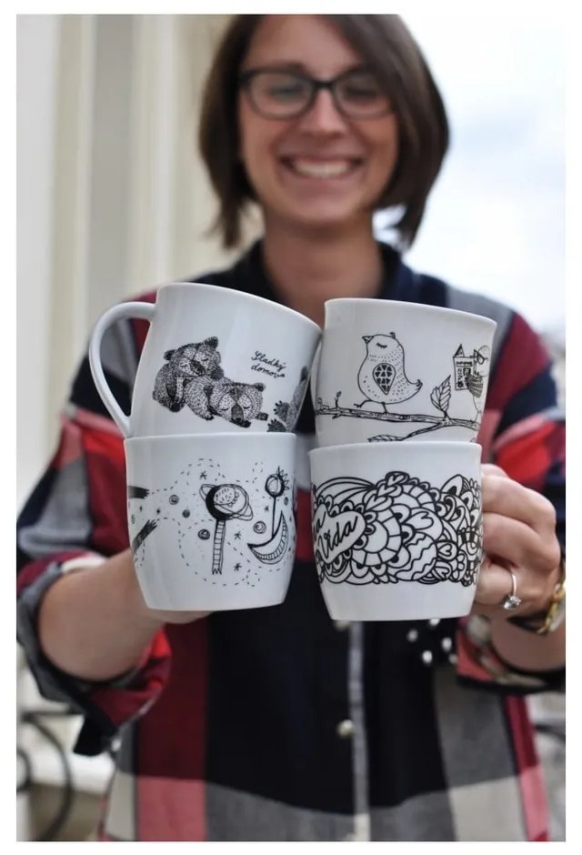 Bílý porcelánový hrnek 260 ml Domov tu – Bonami