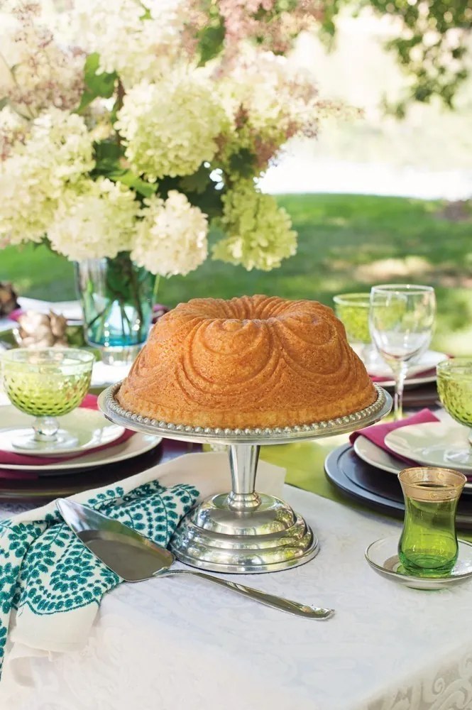 Nordic Ware Forma na bábovku Chiffon, zlatá